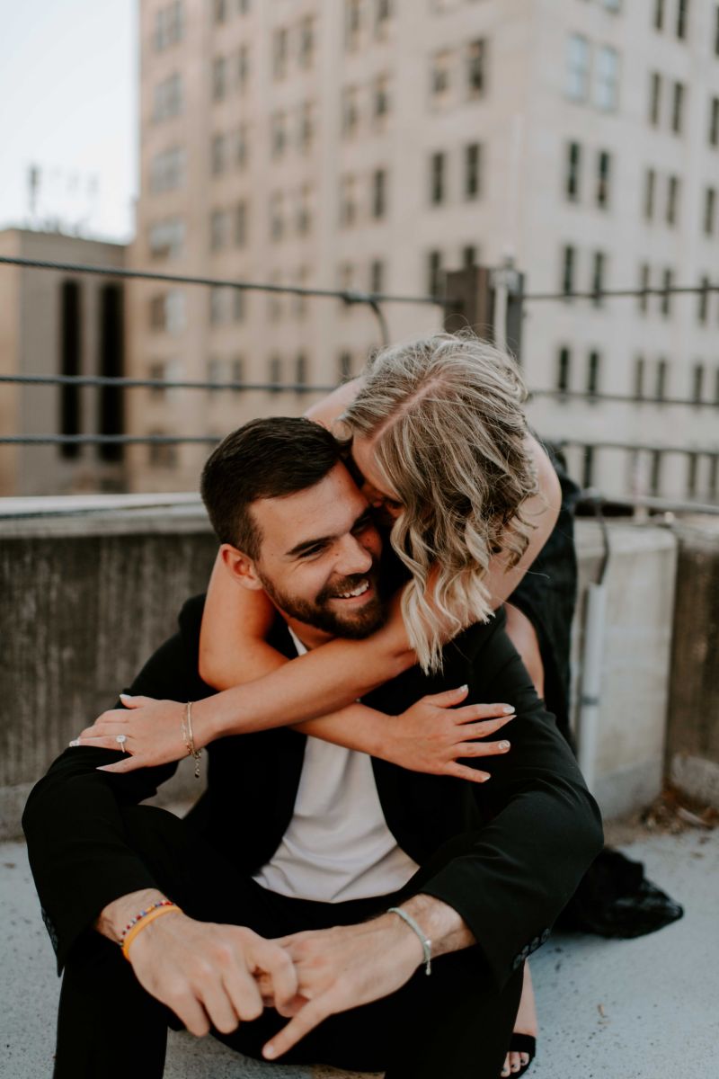 Sara Dillman & Brandon Cogozzo Exchanging Vows gift registry | CB2