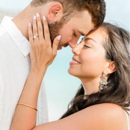 Stephan Meyer & Leslie Ramey Wedding Gift Registry | Crate & Barrel